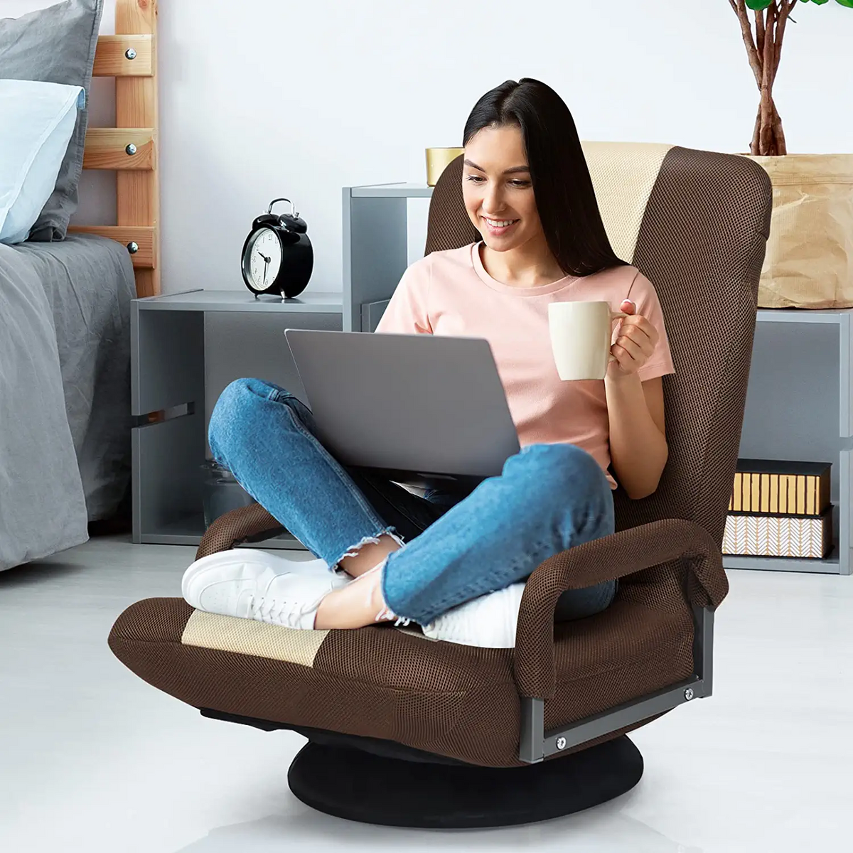 SilverCrate™ 360 Degree Swivel Gaming Floor Chair w/Armrests ...
